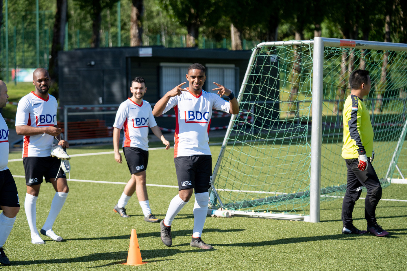 500+ attendees for Aztec’s football networking event | Delano News