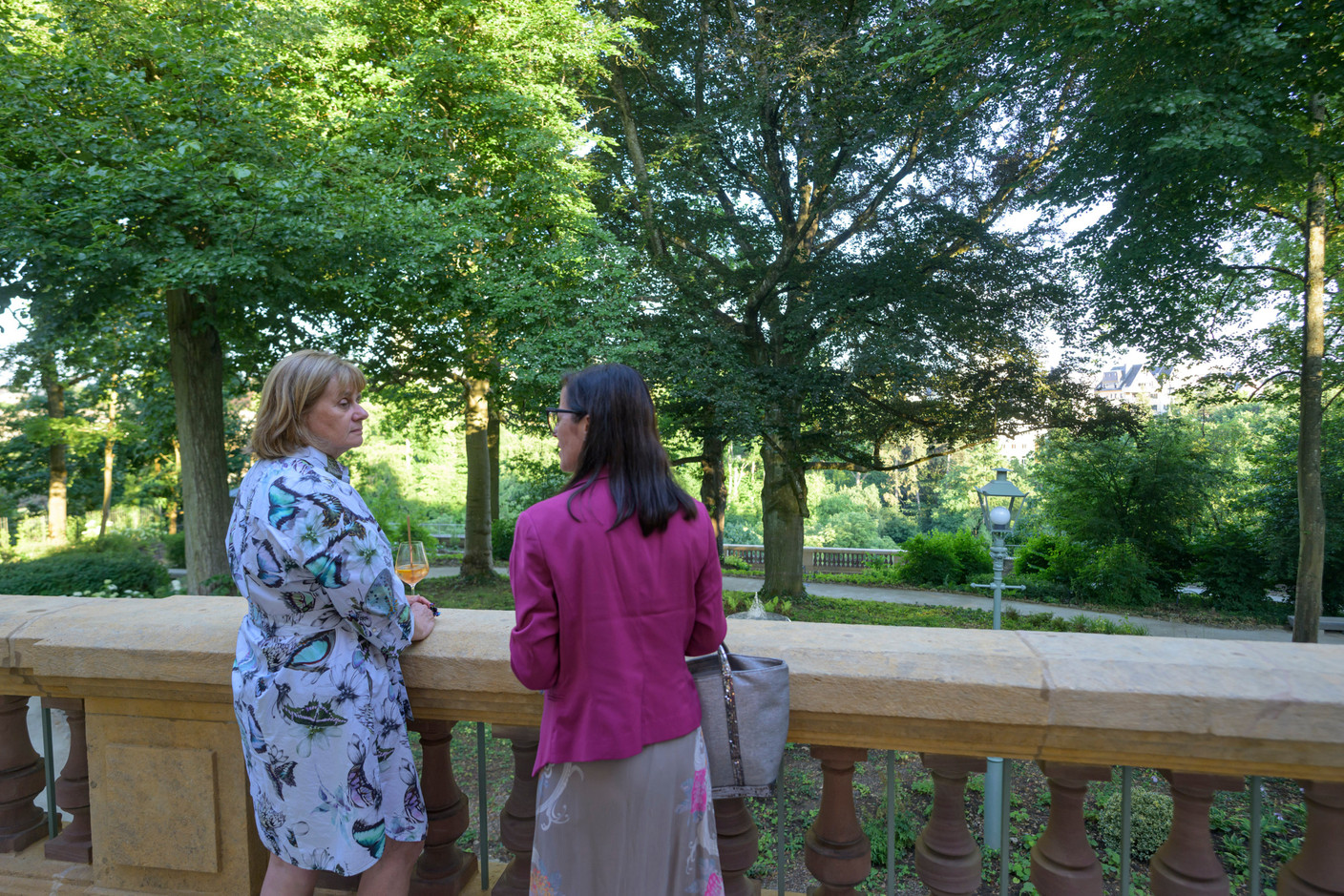 À la Villa Pétrusse, Purple Table organise une garden party d’été ...