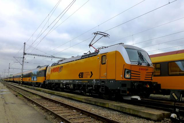 Alpha Trains commande des locomotives Vectron | Paperjam News