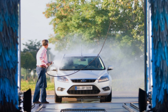 Aral SuperWash-Installation | Delano News