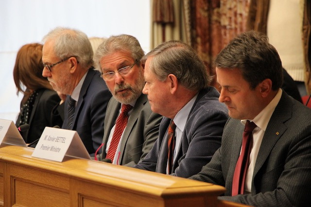 Parliament debates call for Luxembourgish-first | Delano News