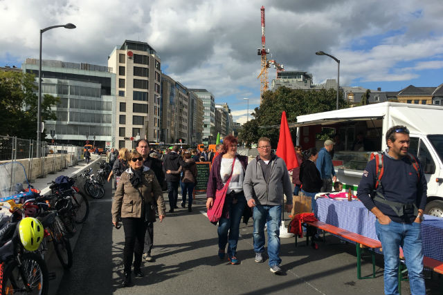 Thousands reclaim Lux. City's streets | Paperjam English News