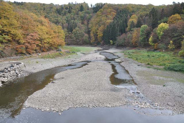 Water levels critically low at Upper Sûre lake | Delano News