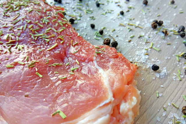 World’s first lab-grown steak revealed--but the taste needs work ...