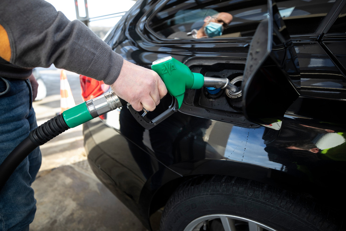 Five ways to save petrol | Paperjam English News