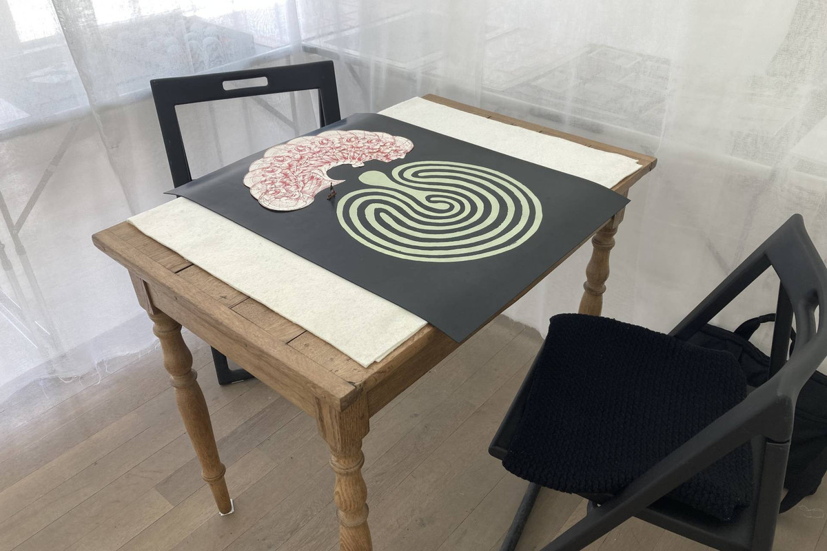 Flora Mar invite à découvrir son «Je» | Paperjam News