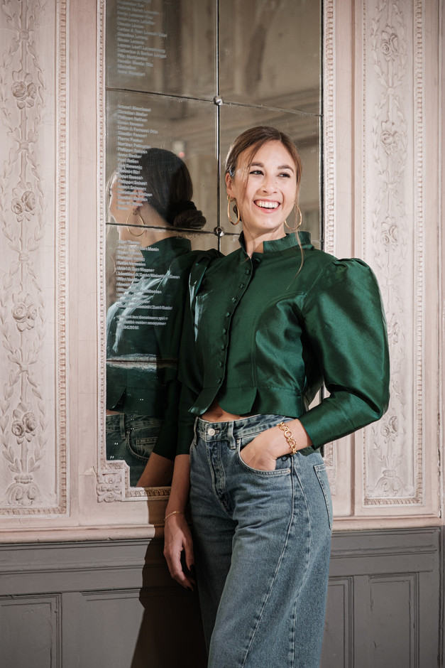 Lou Philipps’ dressing room | Delano News