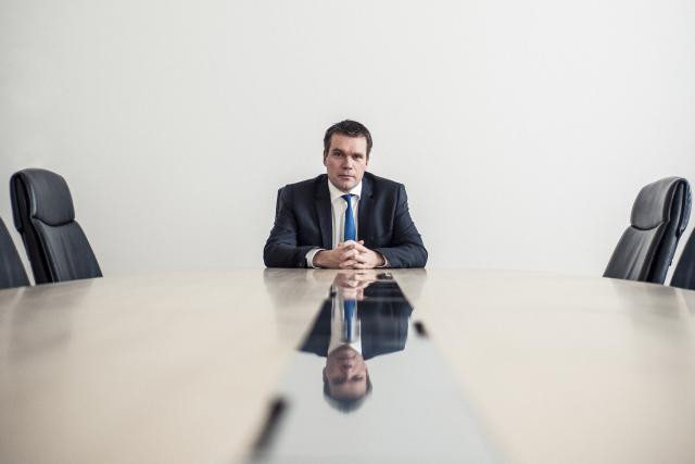 Claude Strasser n’a pas encore choisi sa défonctionnarisation ...