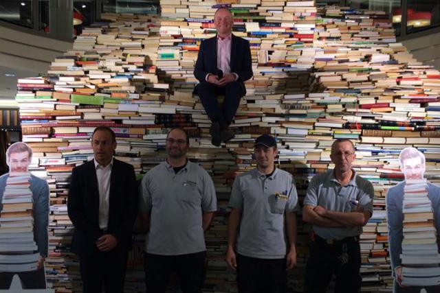 La pyramide record validée par Guinness | Paperjam News