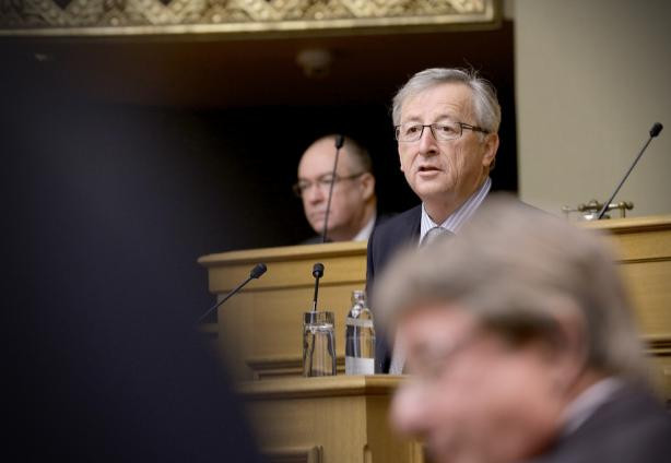 Juncker offers robust defence | Delano News
