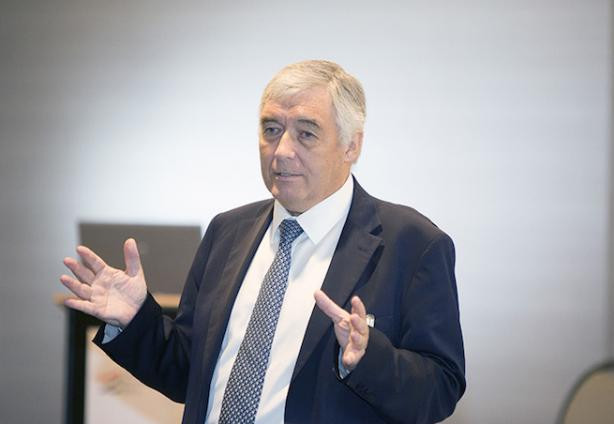 Taking a wider view | Delano News