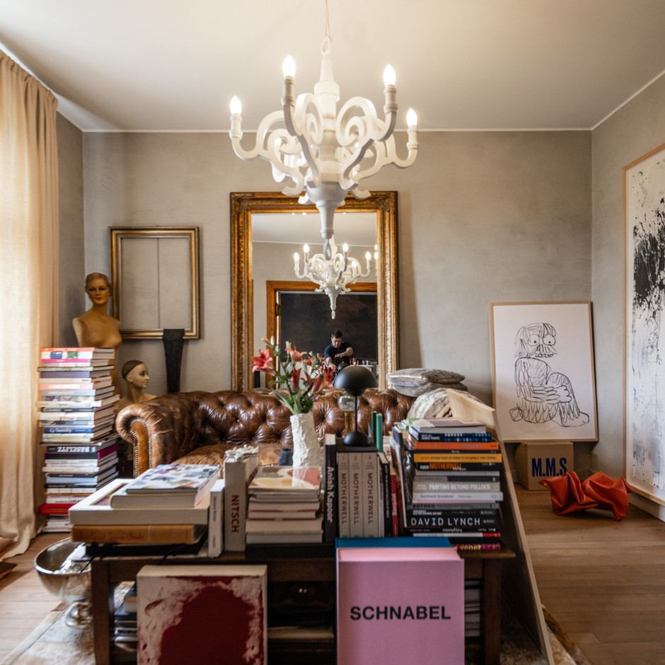 Noir essentiel chez Monique Becker | Paperjam News