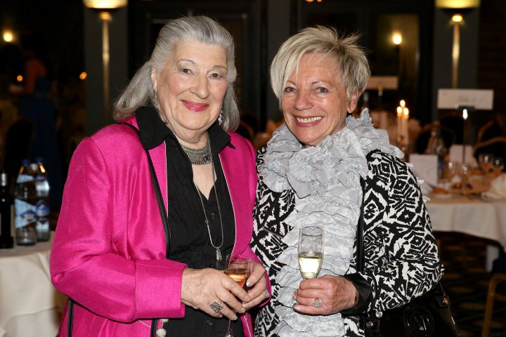 Decked out for end of summer soirée | Paperjam English News