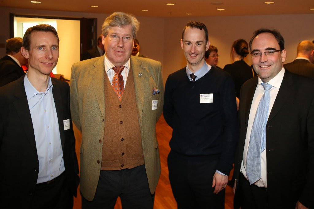 “I’m pro-European!” says Farage | Delano News