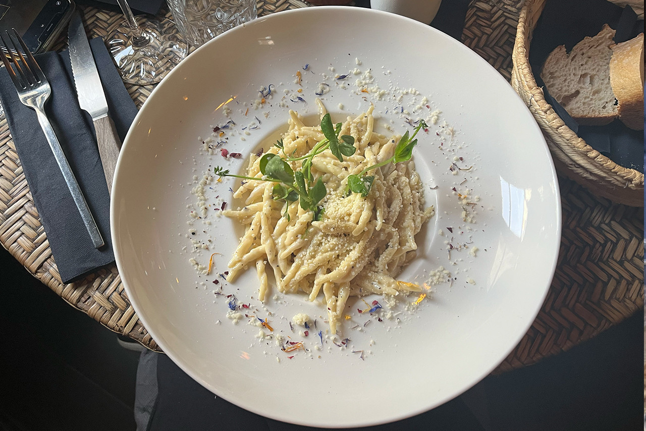 On a testé Emilona, une street trattoria qui a du style | Paperjam News