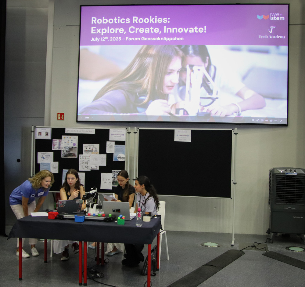 Robotics Rookies aide les jeunes femmes à s’épanouir par l’éducation ...