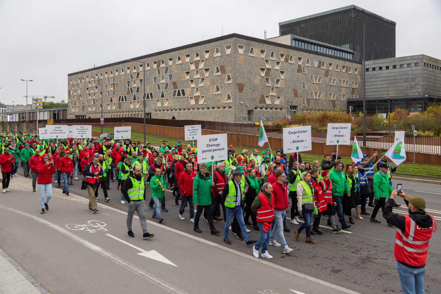 Les salariés de Luxair expriment leur «ras-le-bol» | Paperjam News