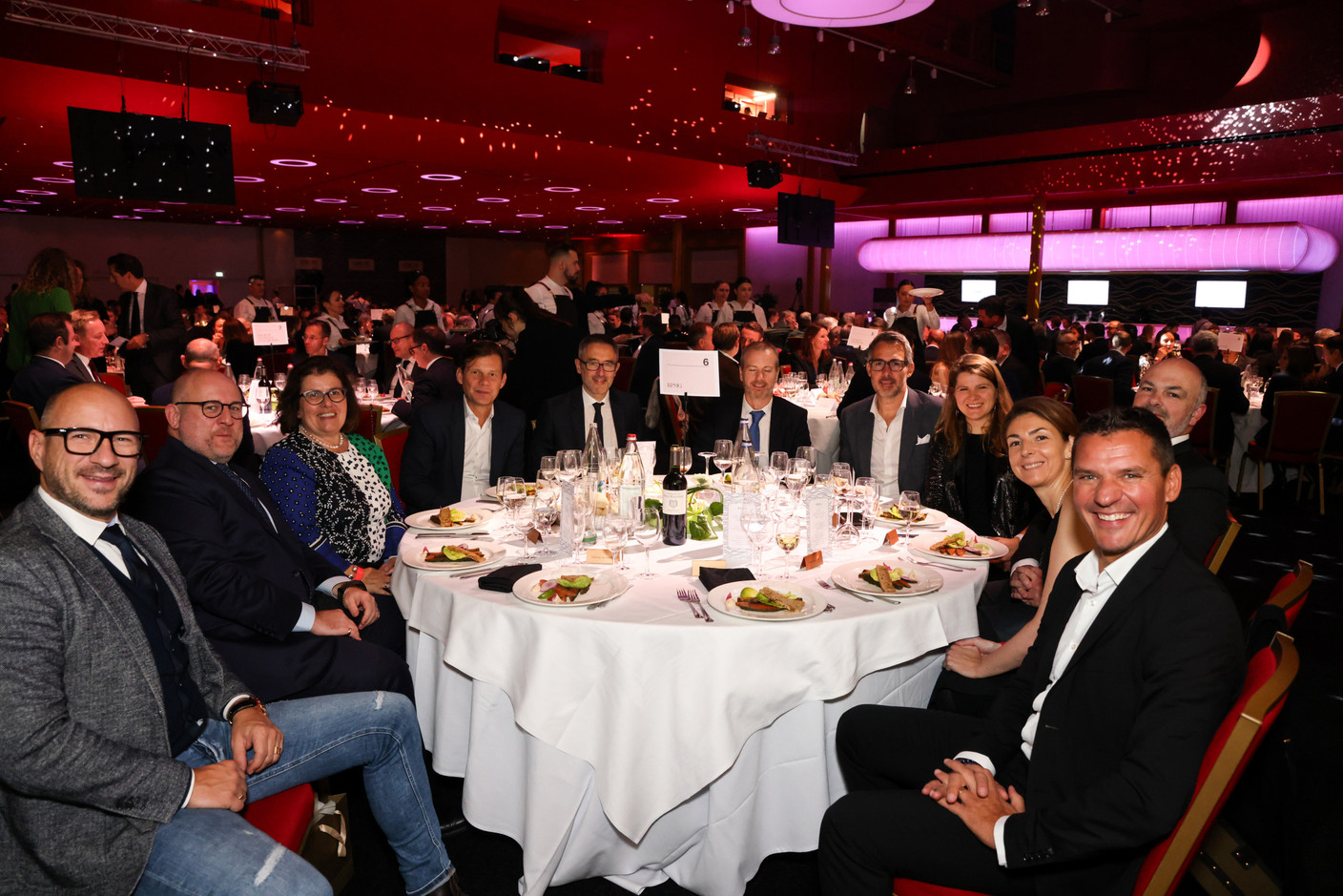 Finance tycoons in the spotlight for the Finance Awards! (2/3 ...