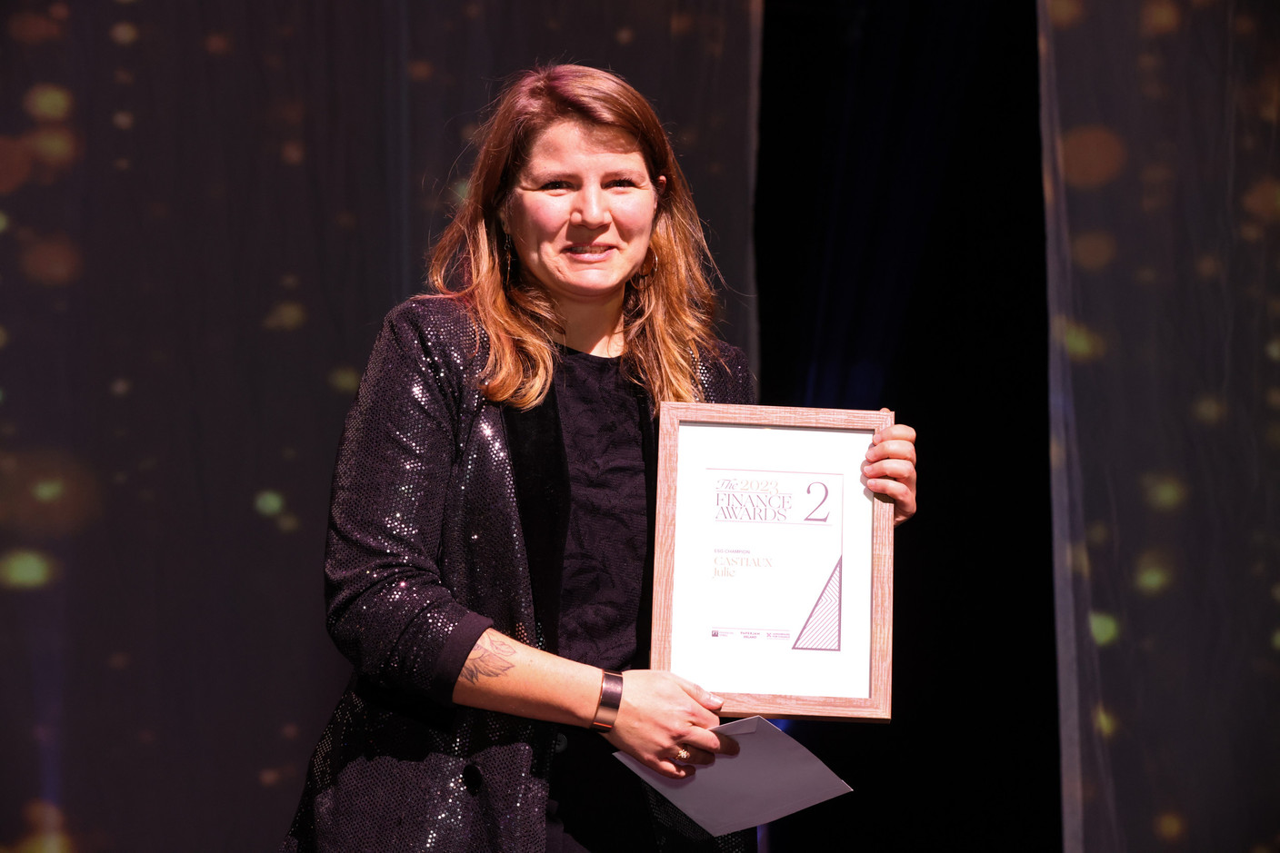 Finance tycoons in the spotlight for the Finance Awards! (2/3 ...