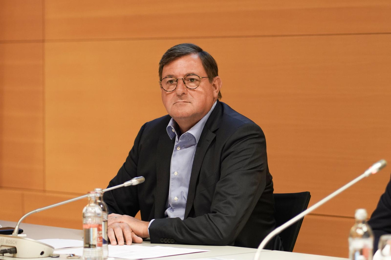 To be or not to be: Shake peers or collaborate? | Paperjam Club