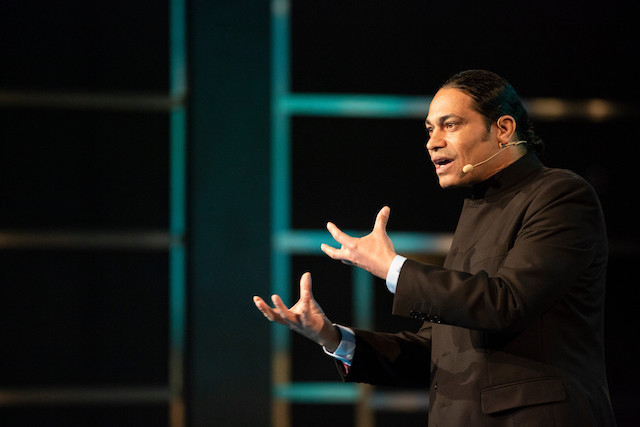 Le lieu est le lien – Abdu Gnaba, anthropologue | Paperjam Club