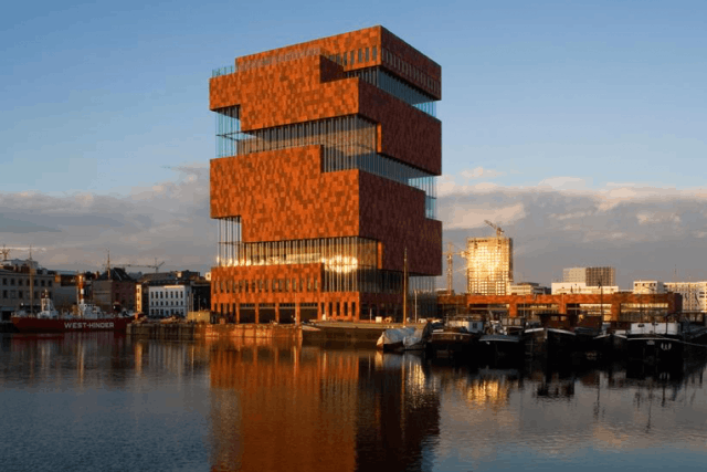 Neutelings Riedijk Architects: ornament and identity | Paperjam Club