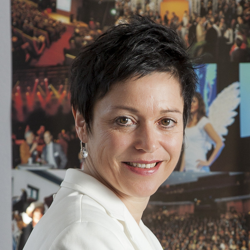 Netty Thines | Paperjam Bible | Paperjam Bible