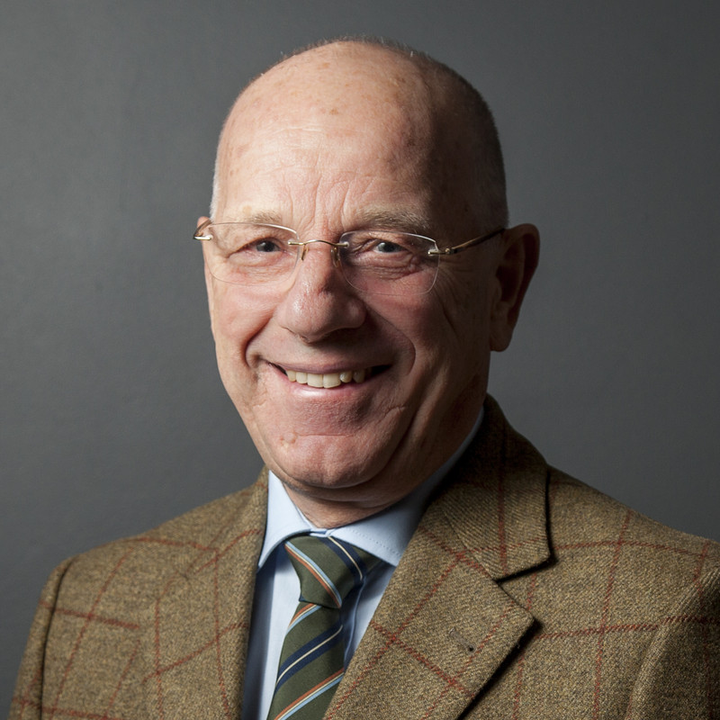 Roger Claessens | Paperjam Bible | Paperjam Bible