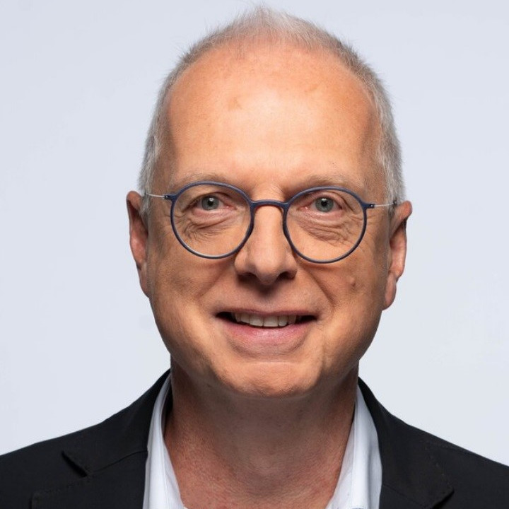 Jean-Claude Schmit | Paperjam Bible | Paperjam Bible