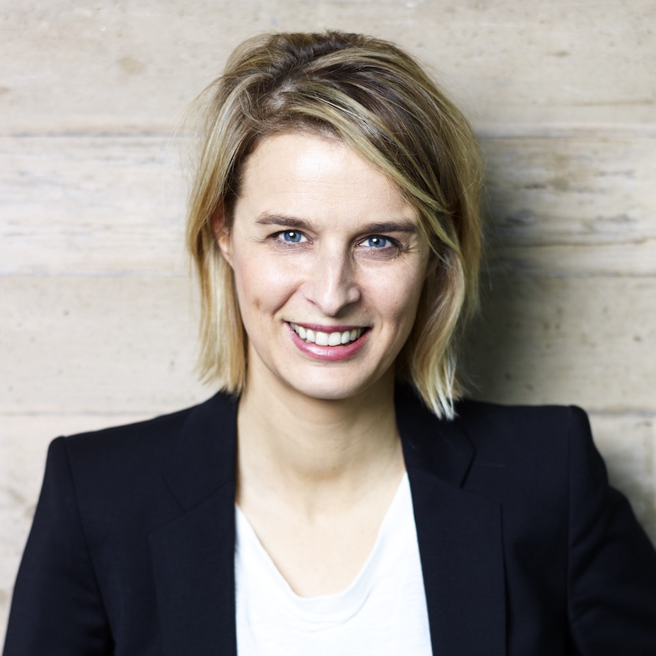 Beryl Bruck | Paperjam Bible | Paperjam Bible