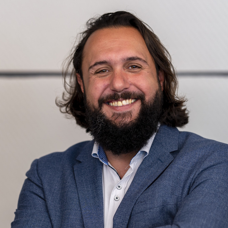 Andrew Zacharias | Paperjam Bible | Paperjam Bible