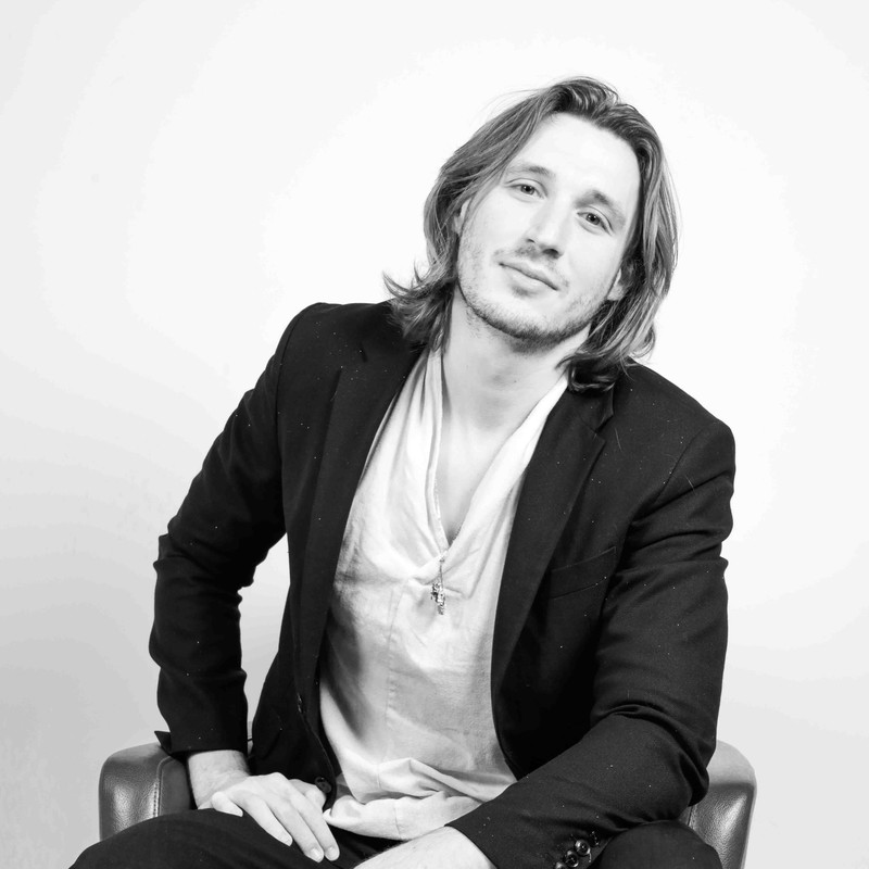 Antoine Thevenoux | Paperjam Bible | Paperjam Bible