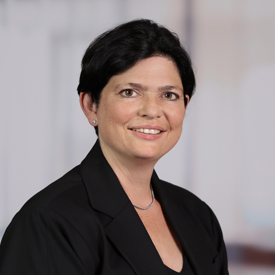 Toinon Hoss | Paperjam Bible | Paperjam Bible