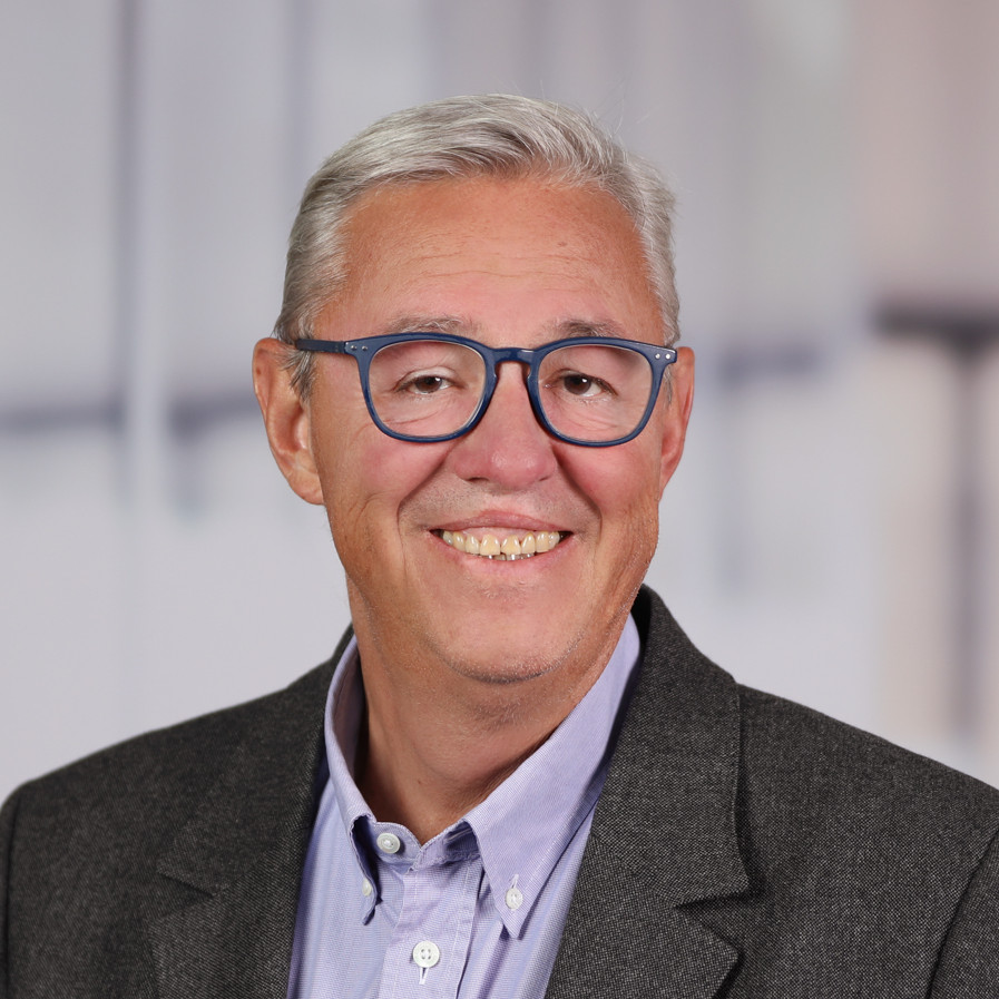 Patrick Reuter | Paperjam Bible | Paperjam Bible