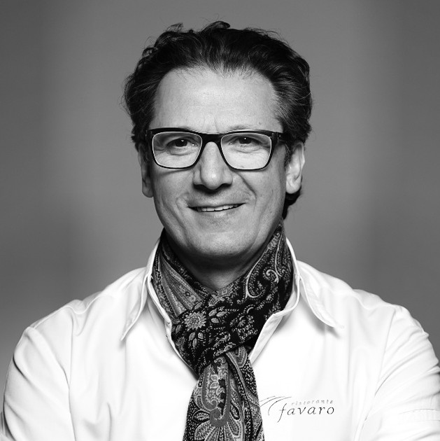 Renato Favaro | Paperjam Bible | Paperjam Bible