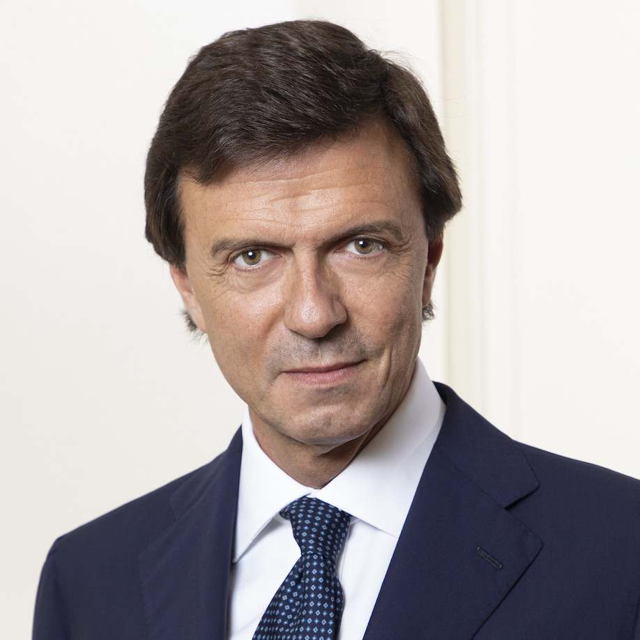 Marco Mazzucchelli | Paperjam Bible | Paperjam Bible